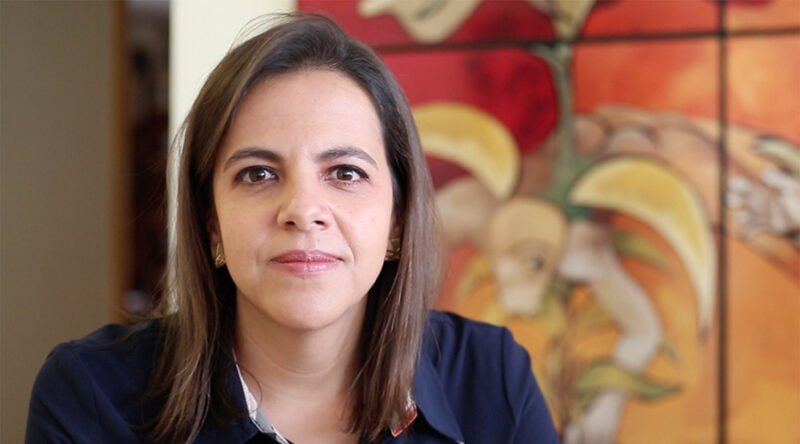 Piden que María Paula Romo no dé clases en Universidad de Pensilvania